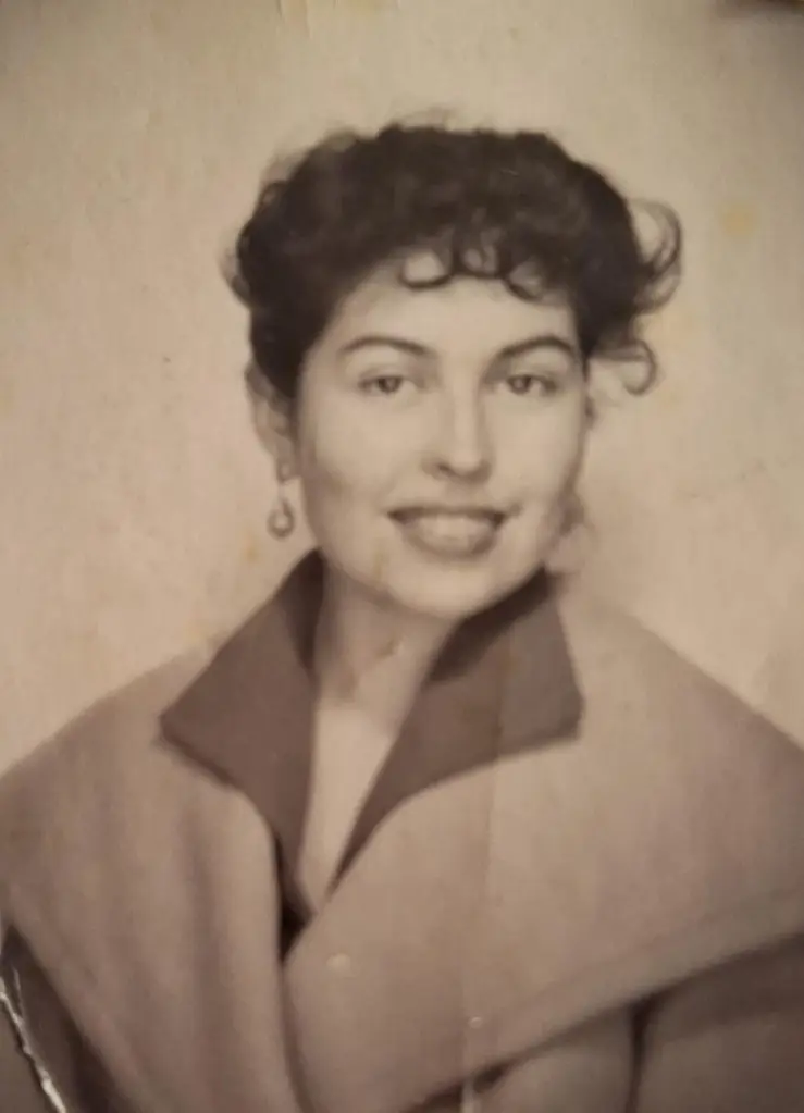 MENSAJES. Homenaje a Alicia Azocar - El Siglo